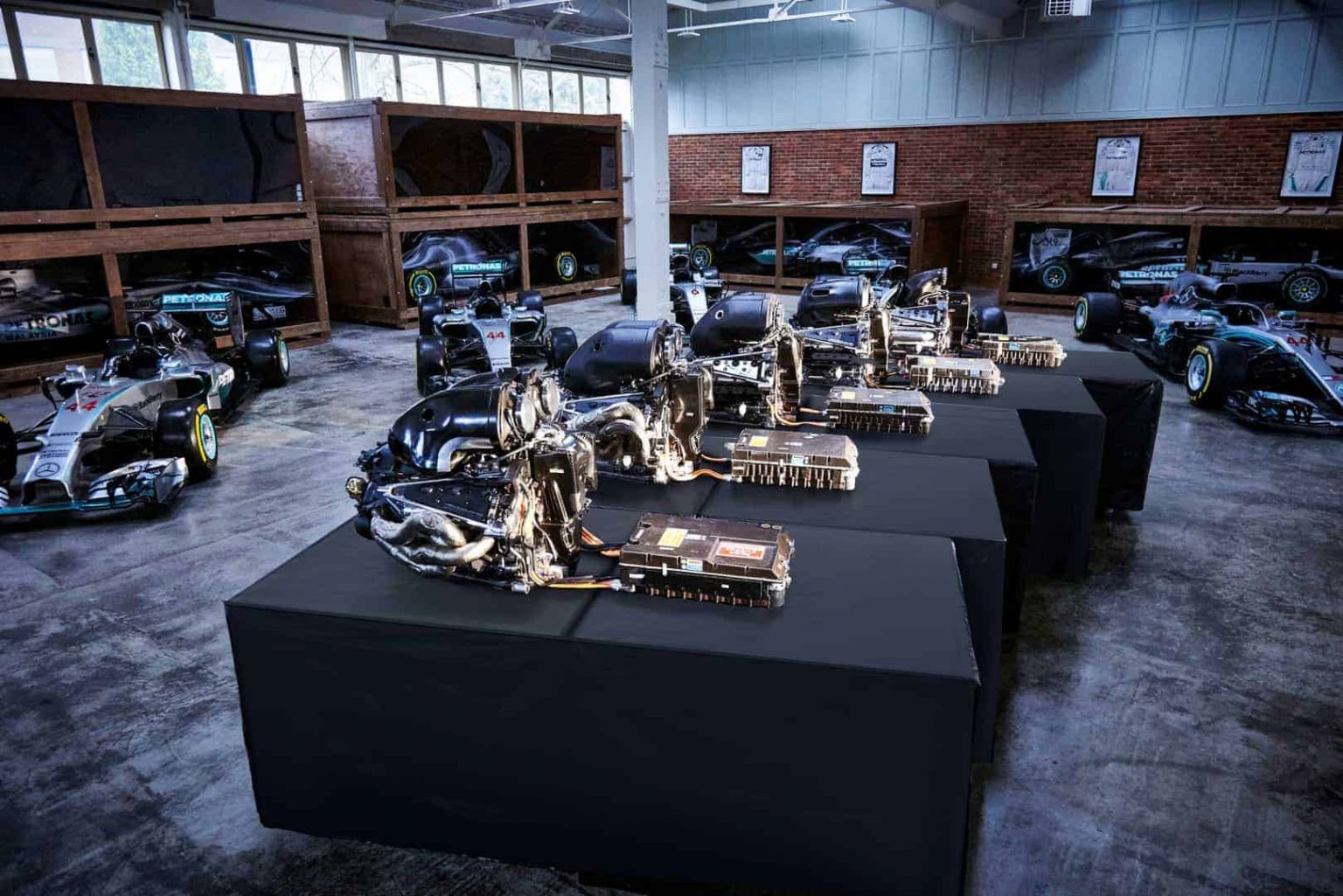 How Does An F1 Engine Work? | F1 Internal Combustion Engine Explained