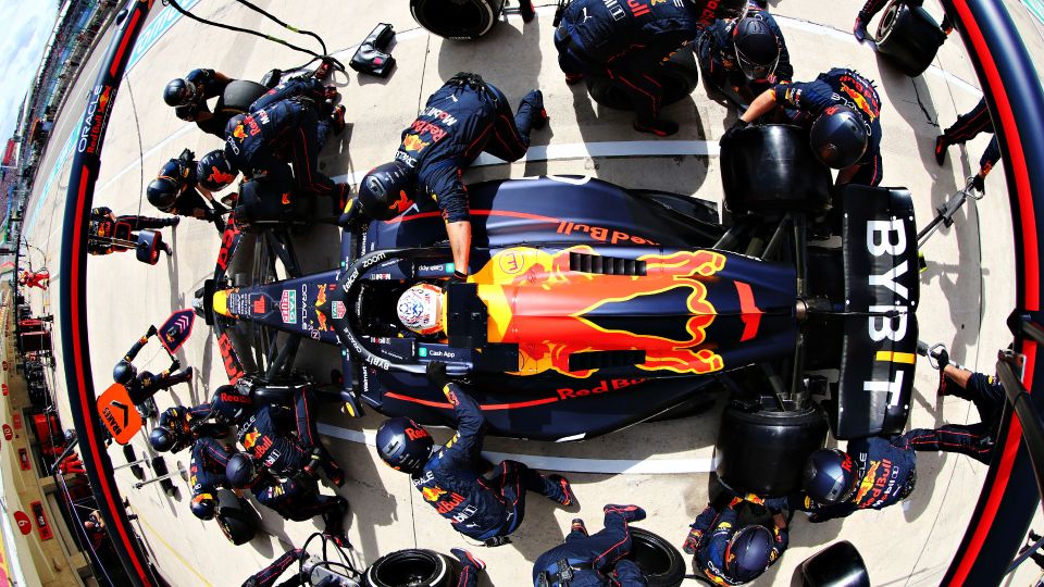 A Thorough Analysis Of Pit Stop Times in Formula 1 | F1 Explained