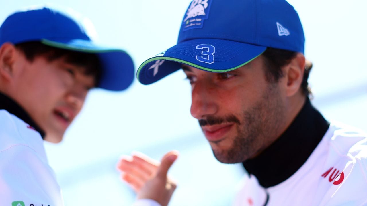 Dr Helmut Marko Denies Daniel Ricciardo Ultimatum | F1 News