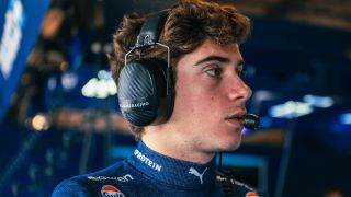Formula 1 Six Point Safety Harness | Formula 1 Technology