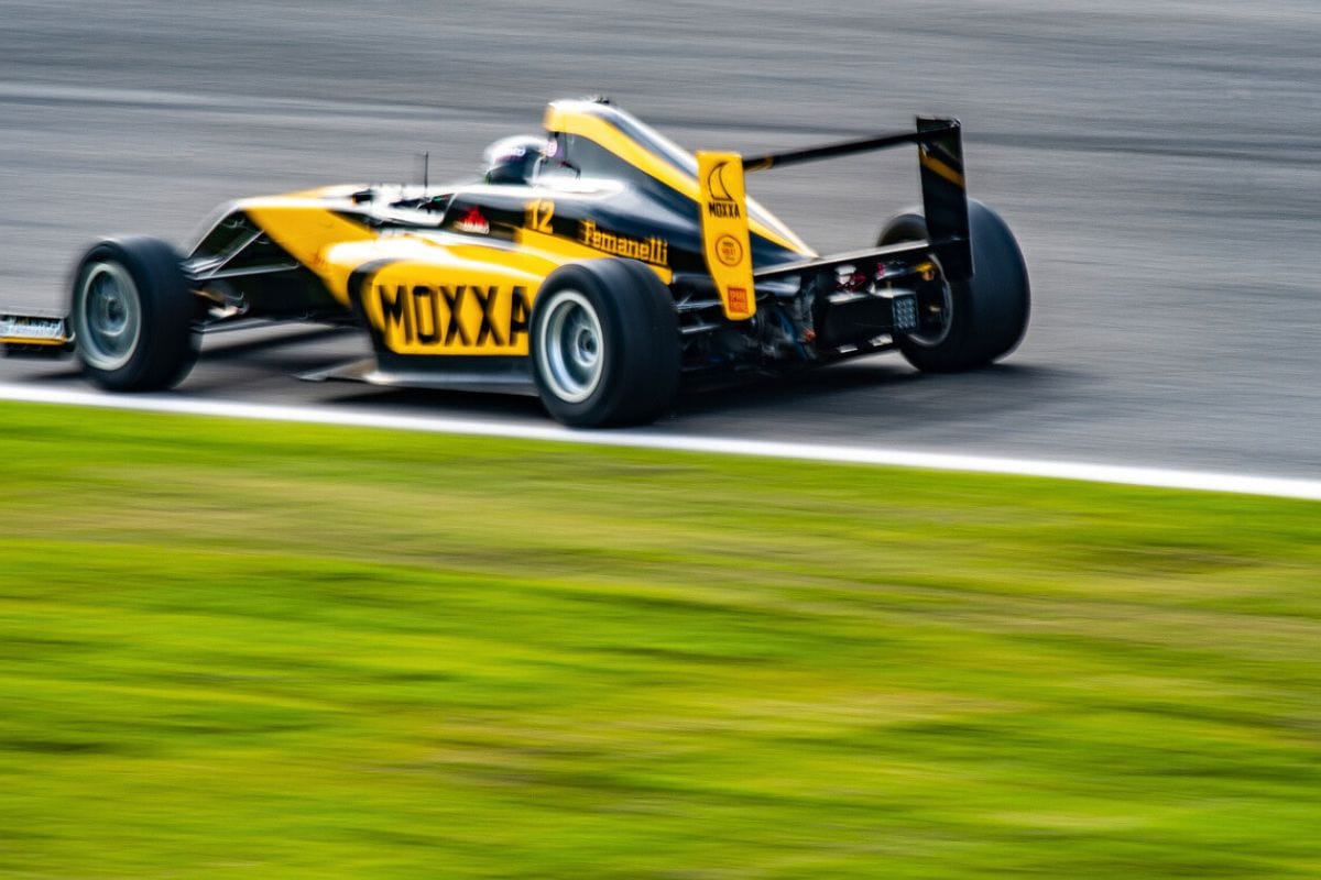 The hardest decision of my life”: Lewis Hamilton announces the death of ...